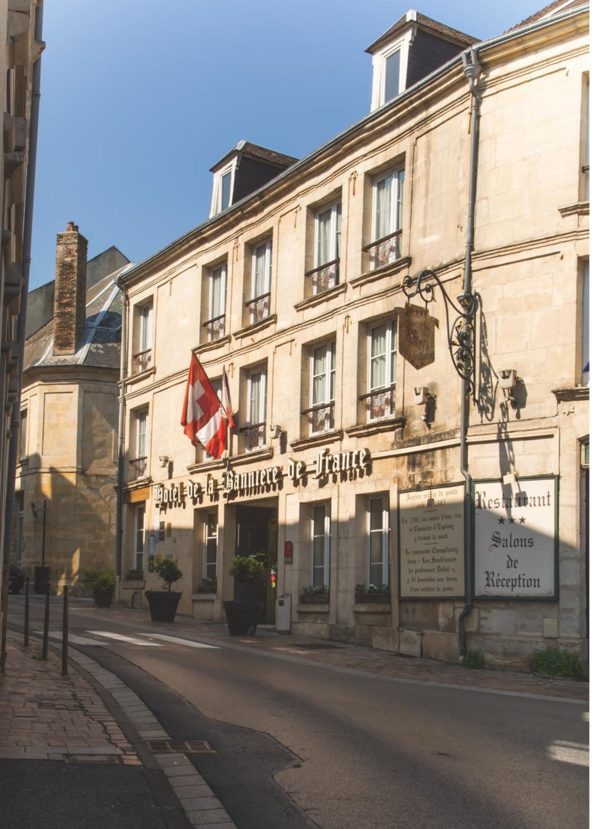 Willkommen im Hôtel de la Bannière - Urlaub in Laon