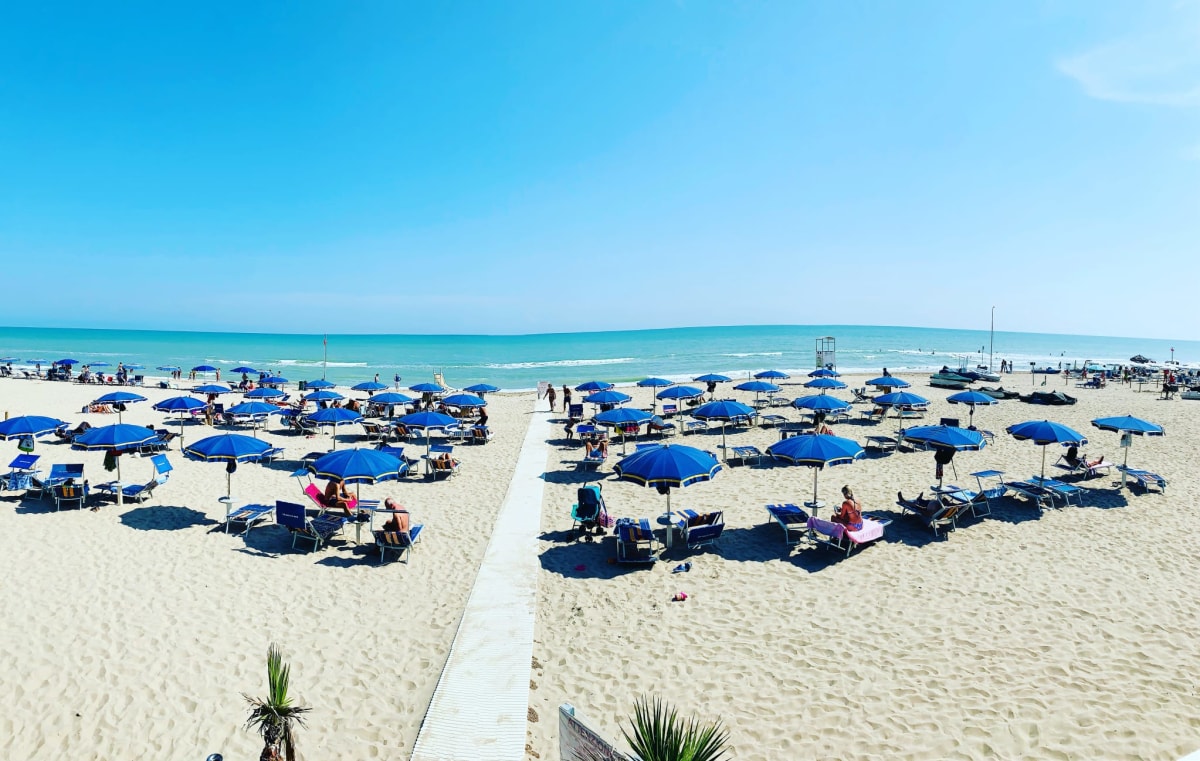 Al Faro Shop | Casa Vacanza Villa Helvetia, Corropoli (TE), Abruzzo