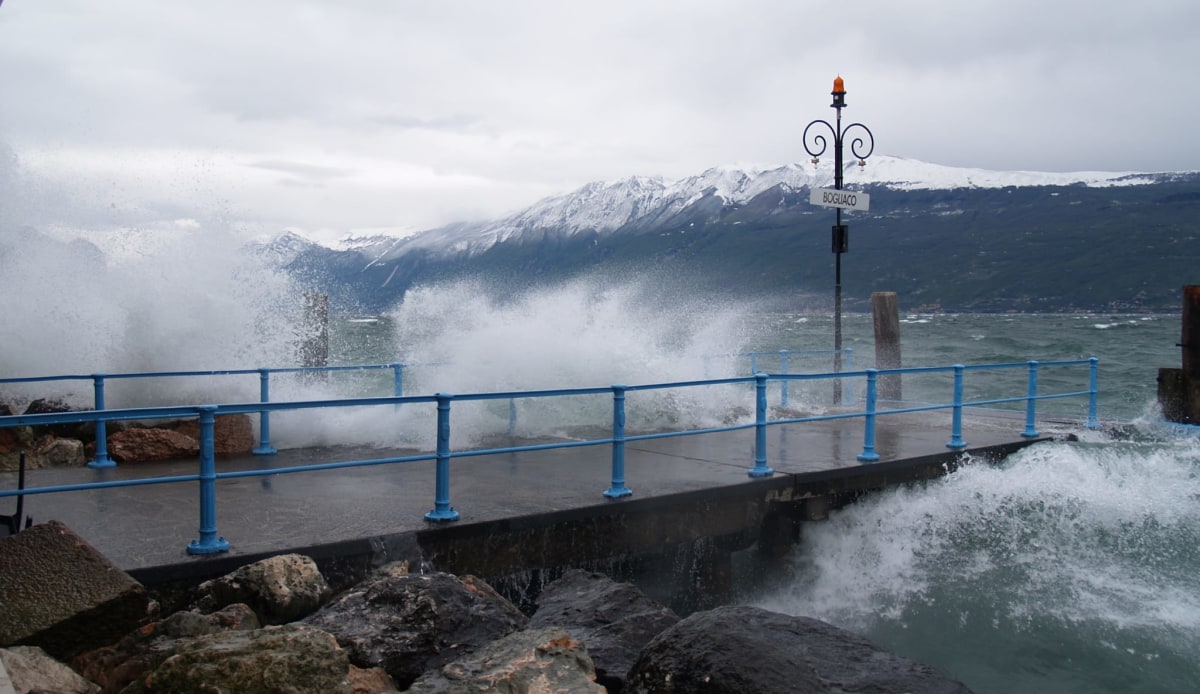 Surroundings | Prince Garda