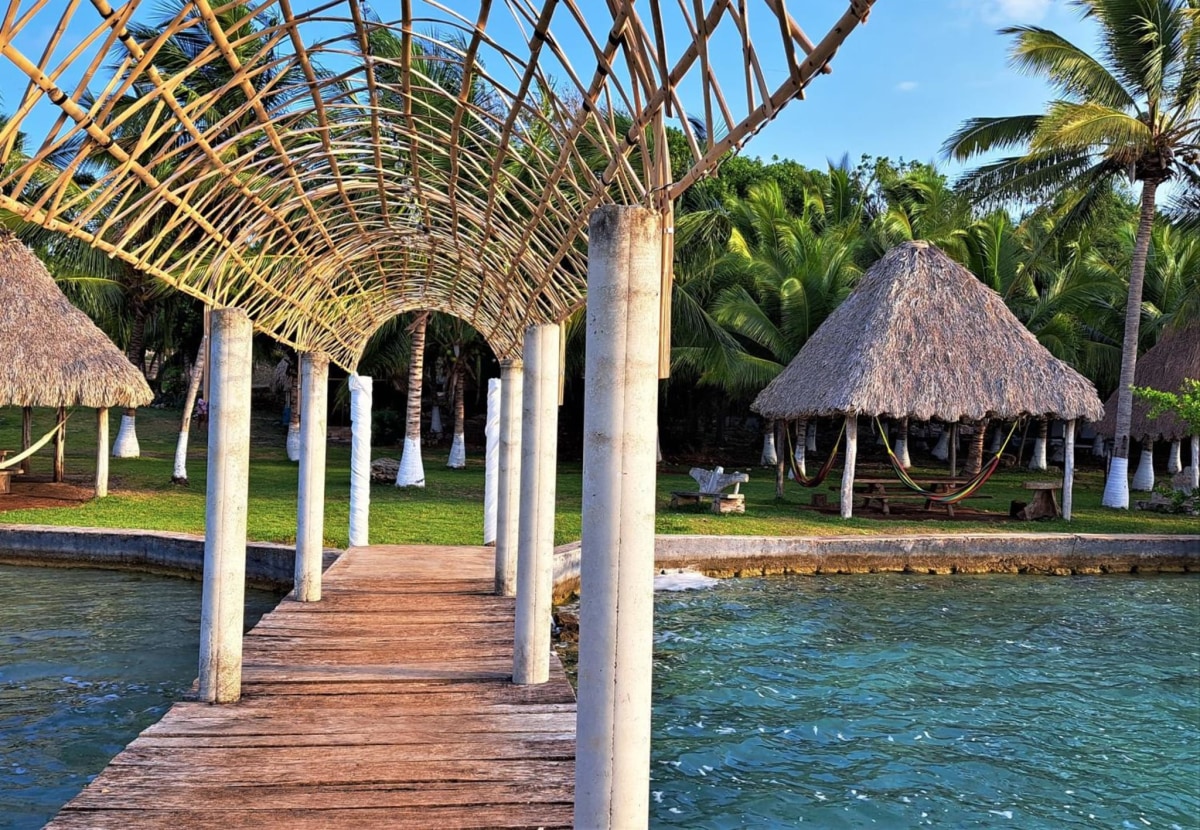 Cayuco Maya - Hotel ecológico en Bacalar