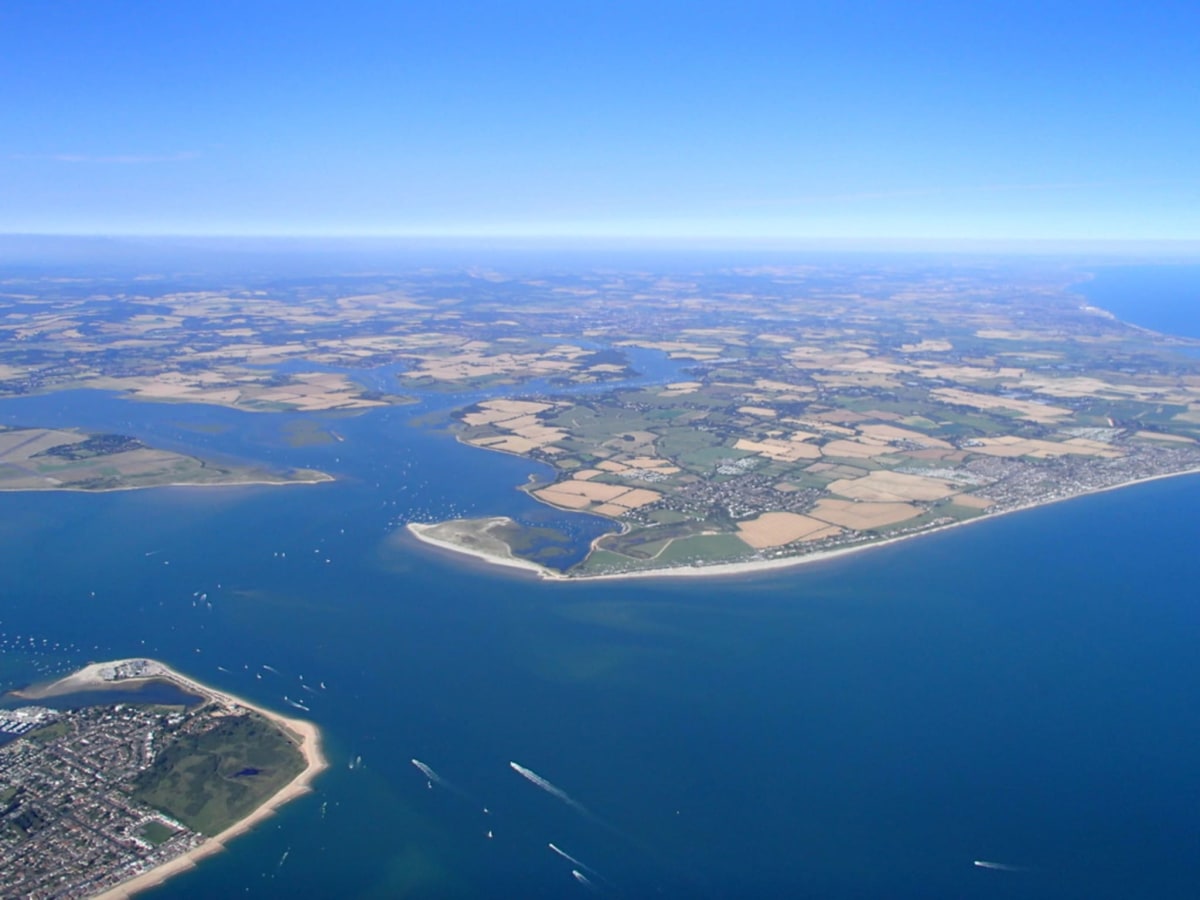 The Beach House - Your Perfect Beach Getaway