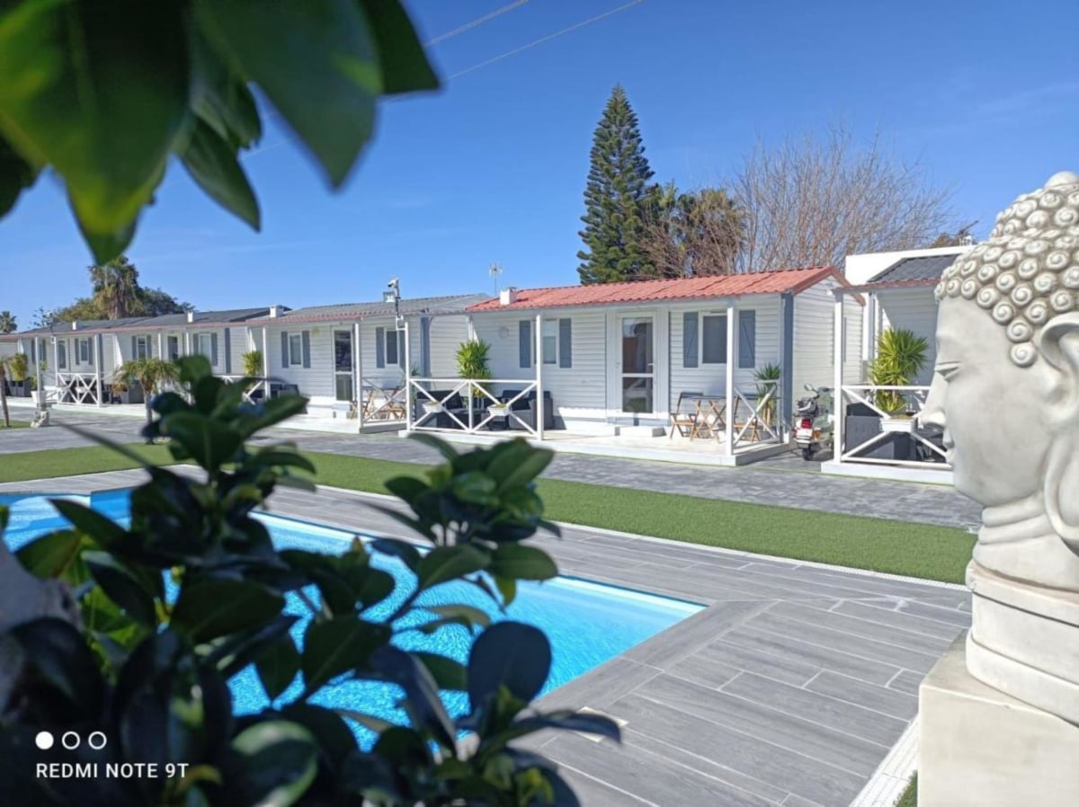 Bungalow buda beach
