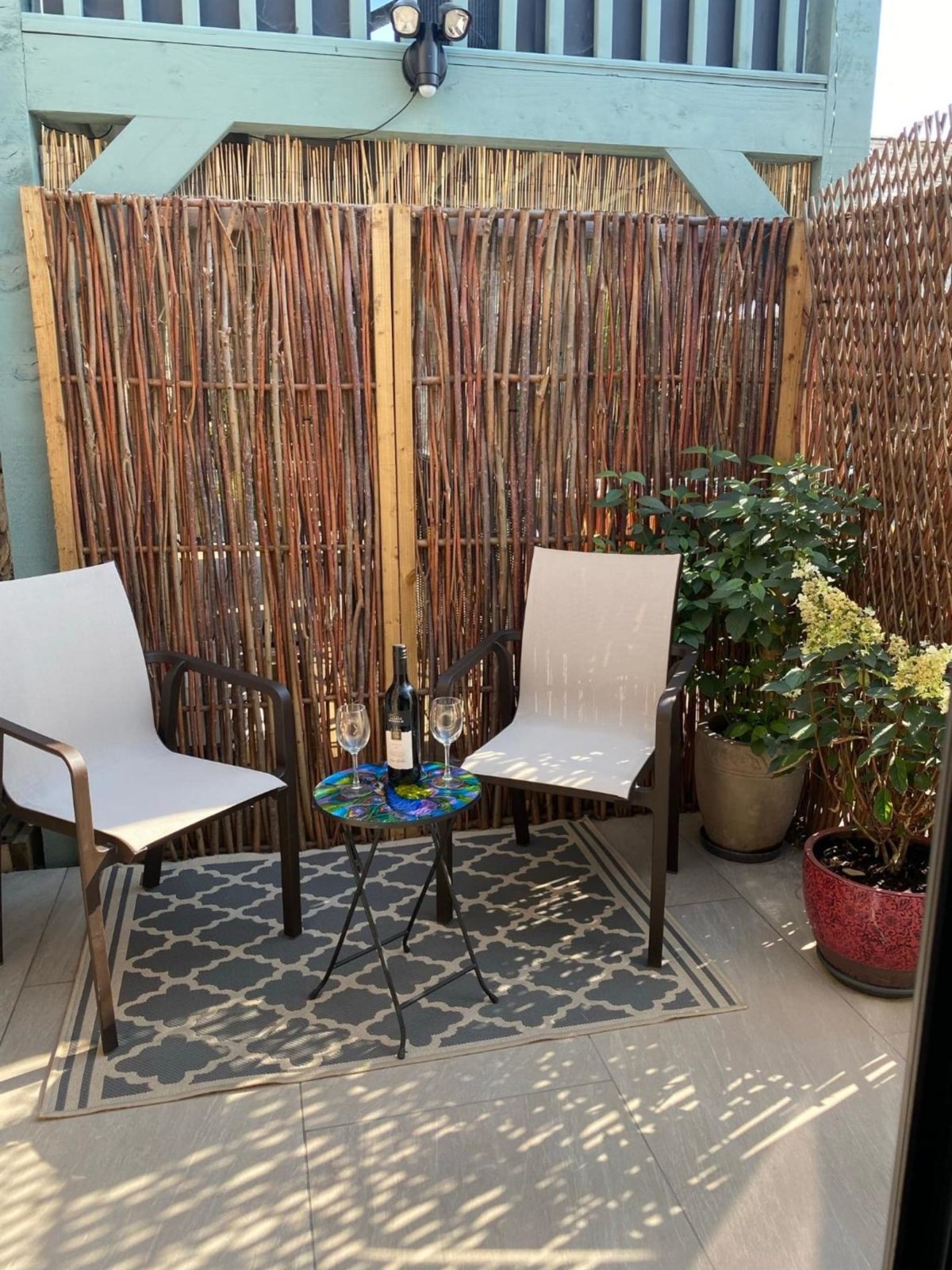 Contact Us | Hugo Mews Bright | Bray, IE