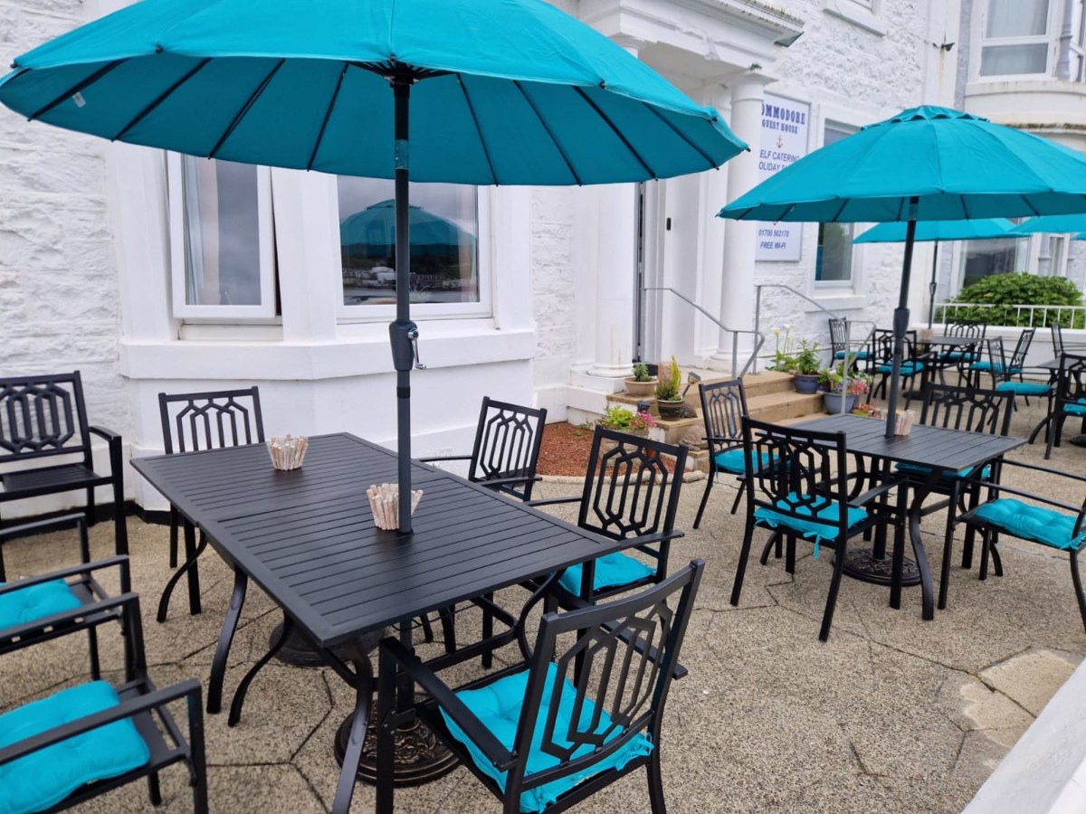 The Seashell Cafe | Delicious Food at Commodore Guest House