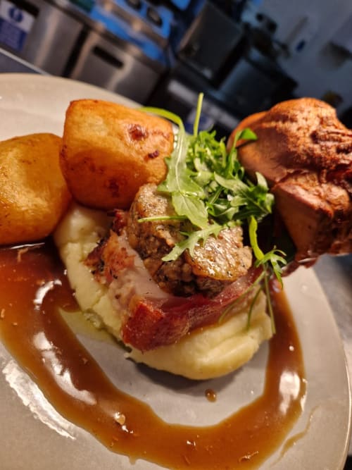 Our Menus | The Bowes Incline