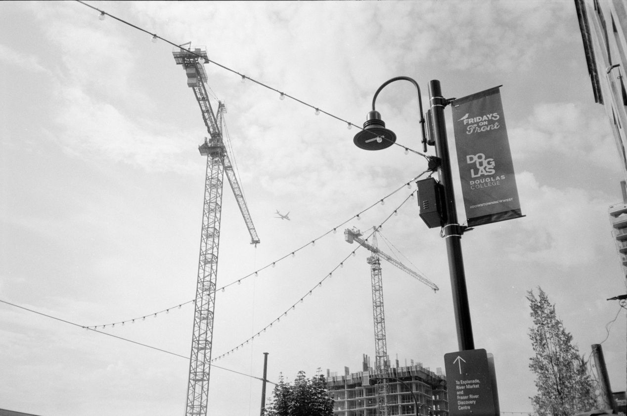 Ilford FP4 Plus Film Review: Versatile, Fine-Grained, Affordable