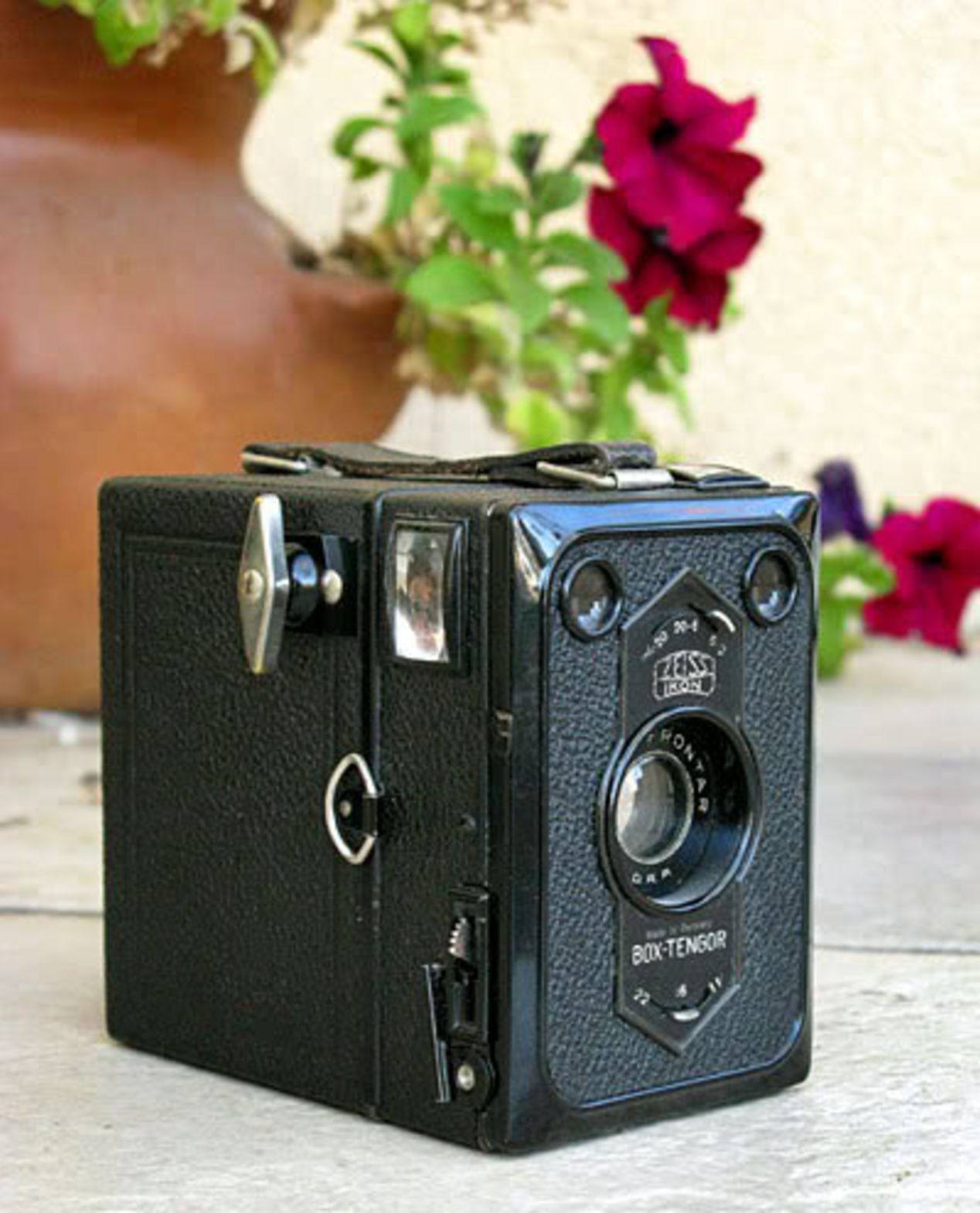 Box Tengor: A Camera for Everyone