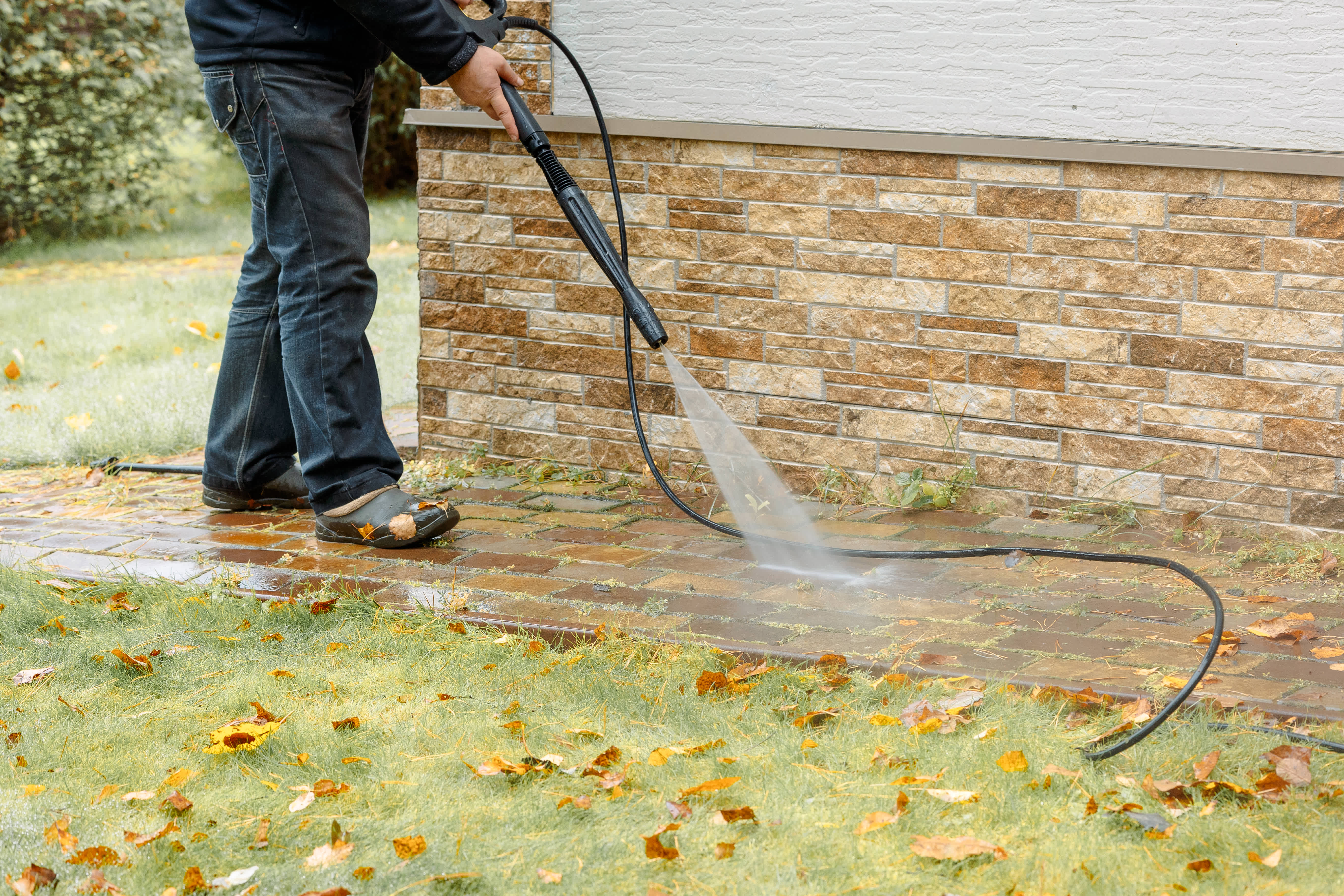 How to Hire Power Washing Services | Angi