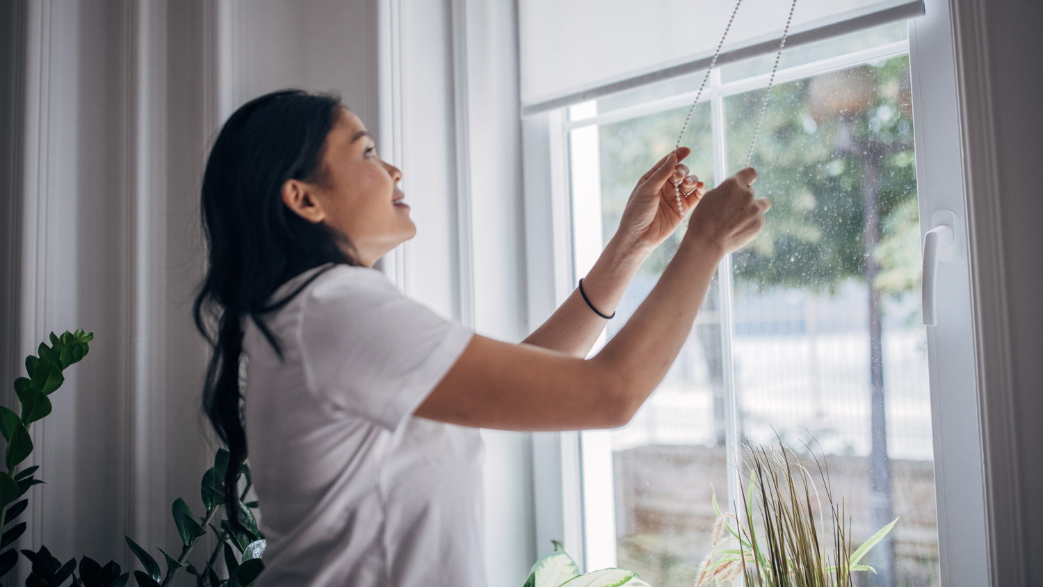 10 Steps to Make DIY Storm Windows | Angi
