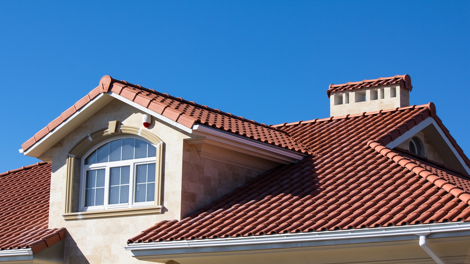 How Much Does Roof Replacement Cost in Philadelphia, PA? | Angi