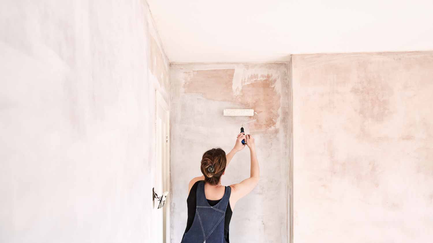 How Much Does It Cost to Limewash Interior Walls? | Angi