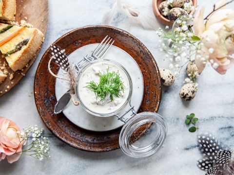 Gör egen inlagd sill till påsk - 8 recept | folk o folk