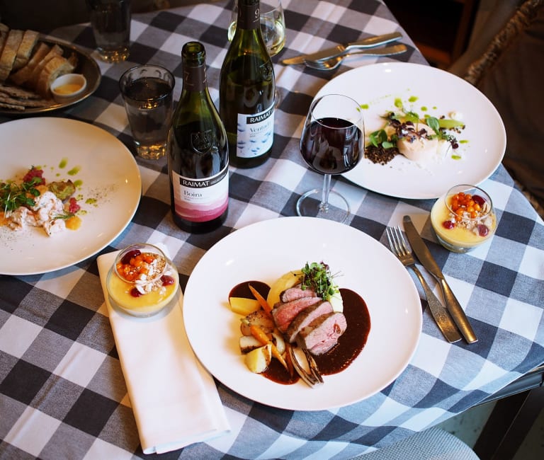 Ravintola Strindbergin joulumenussa maistuu jouluinen twisti | Viinimaa