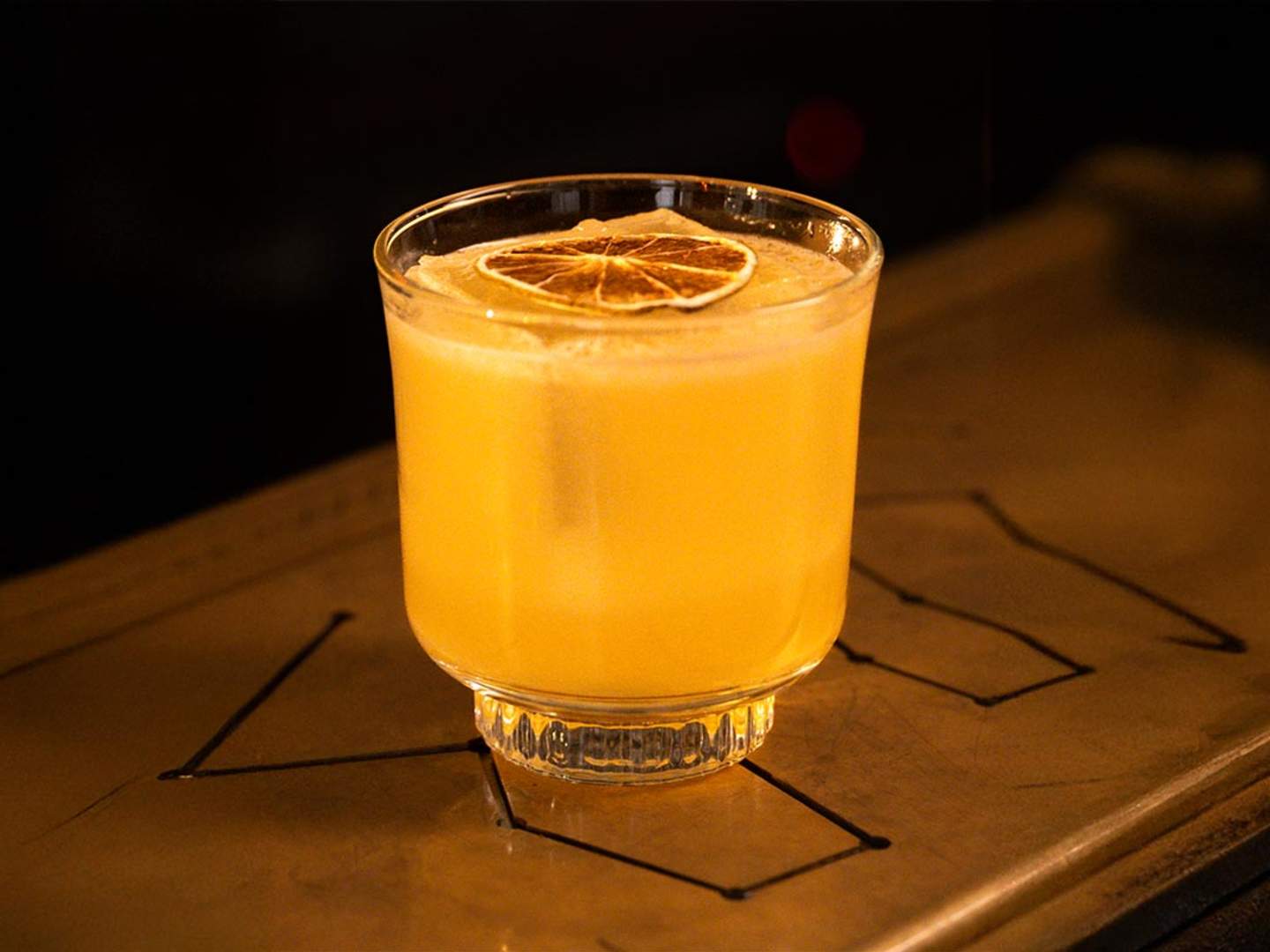 Fireball Sour - frisk whiskydrink | folk o folk