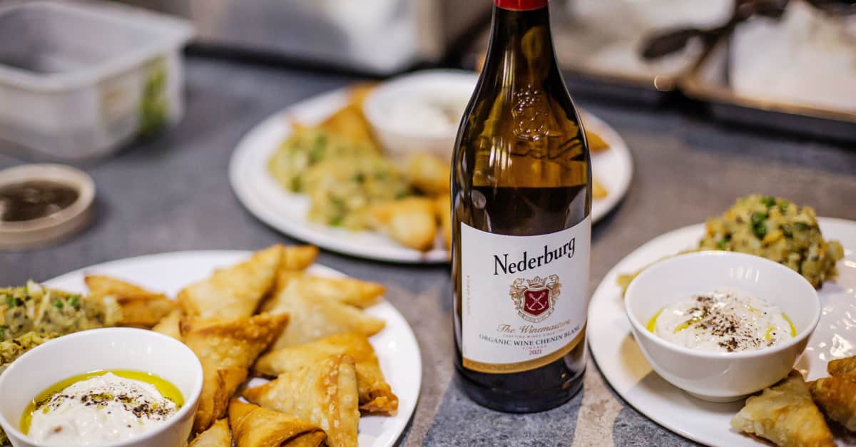 Samosas med rökt makrill och citronyoghurt | folk o folk