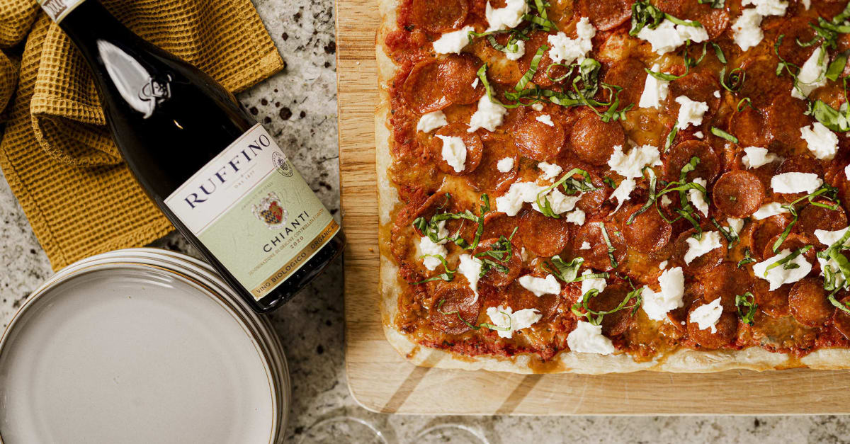 Slicemongerin Comfort pizza + Ruffino Chianti | Viinimaa