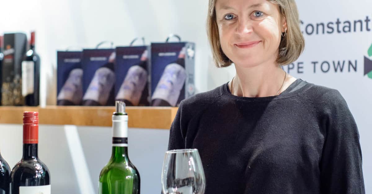 Kellarimestari Andrea Freeborough on ylpeä tiimistään | Viinimaa