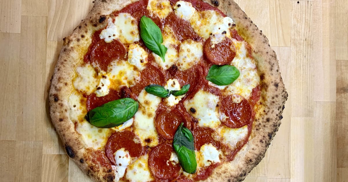 Pizzanpaistajat saivat oman yhdistyksen - Ruffino ja SanPell | Viinimaa