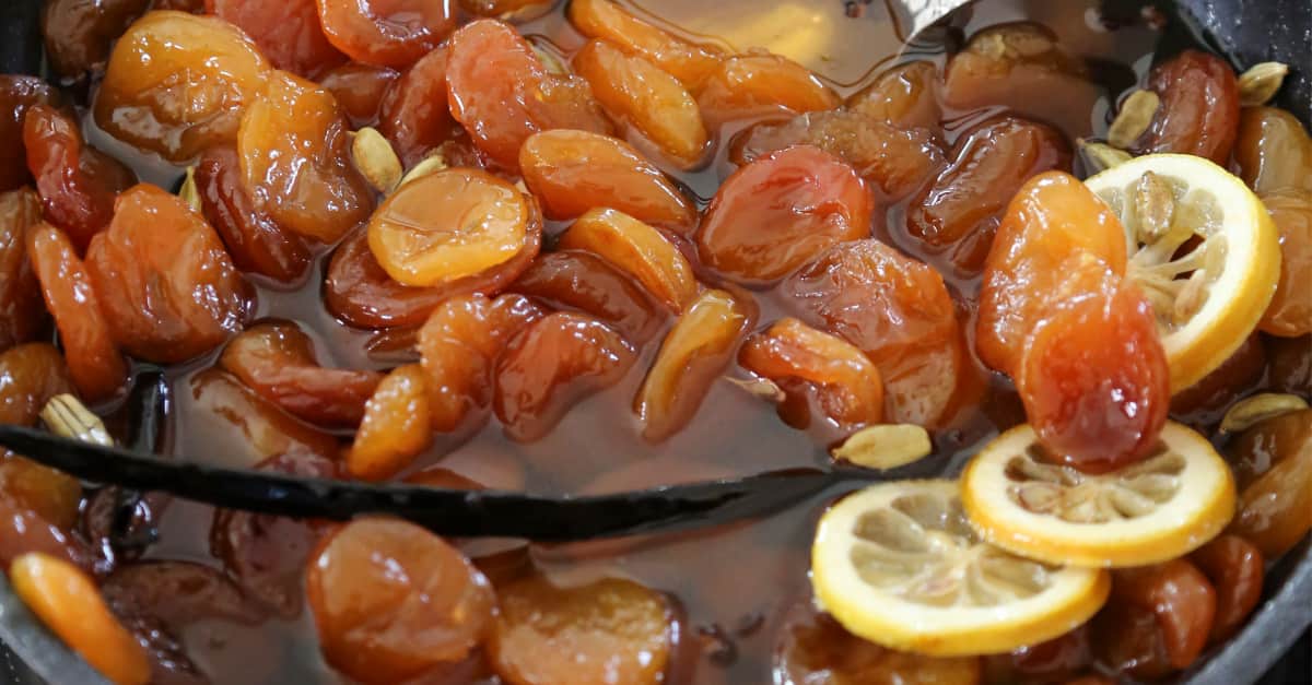 LINIE apricots cooked with rosemary | Matured at sea in sherry oak casks