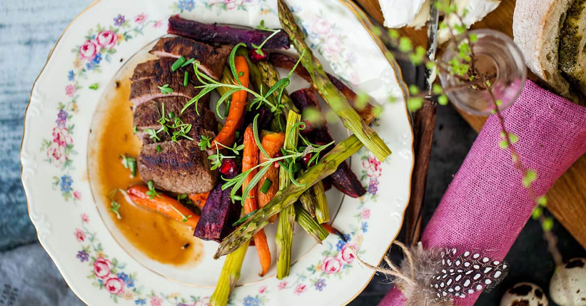Marinerad lammytterfilé med rostade rotfrukter | folk o folk