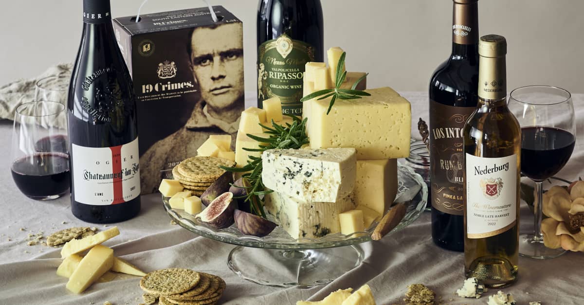 Viisi vinkkiä juhlakauden juustotarjoiluun | Viinimaa