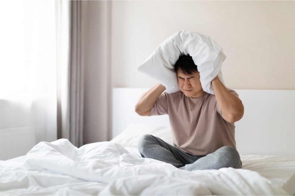 How to Deal (and Not Deal) with Noisy Neighbors