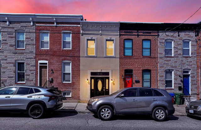 Charming 2-Bedroom, 4-Bath Row House with Fully finished basement in ...