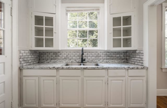 1606 Heyward Street - 1 - Columbia, SC apartments for rent