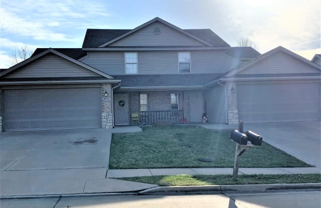 4004 Arctic Fox - Columbia, MO apartments for rent