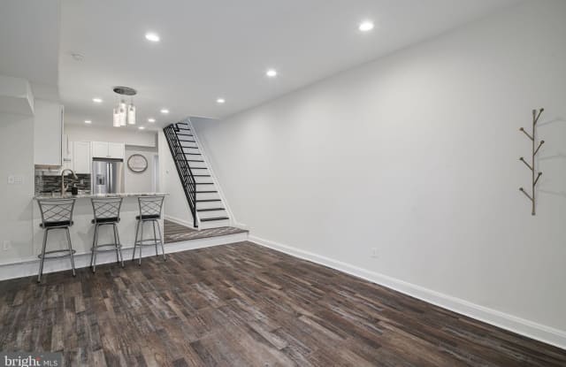 1020 S 6TH STREET - Philadelphia, PA apartments for rent