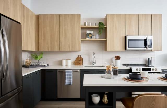 Skymark Reston Town Center - Reston, VA apartments for rent