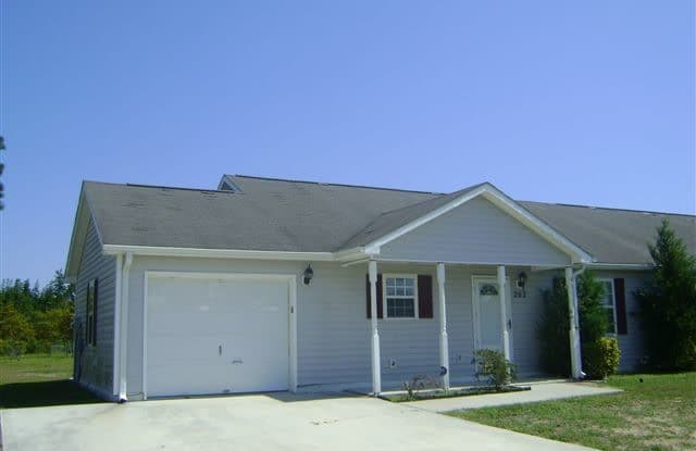 202 Faison Lane - Onslow County, NC apartments for rent