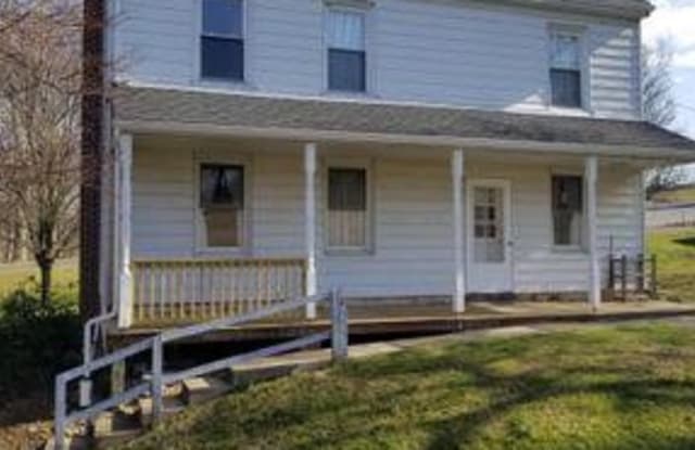 3196 BERNVILLE ROAD - Berks County, PA apartments for rent