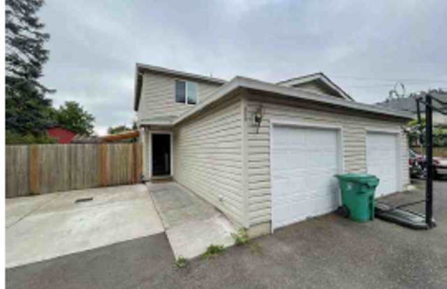 Cozy Duplex - Portland, OR apartments for rent