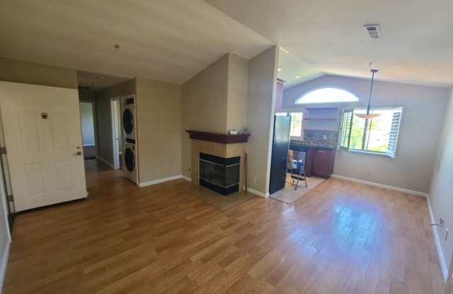 14835 East 14th St Apt 11 - San Leandro, CA apartments for rent