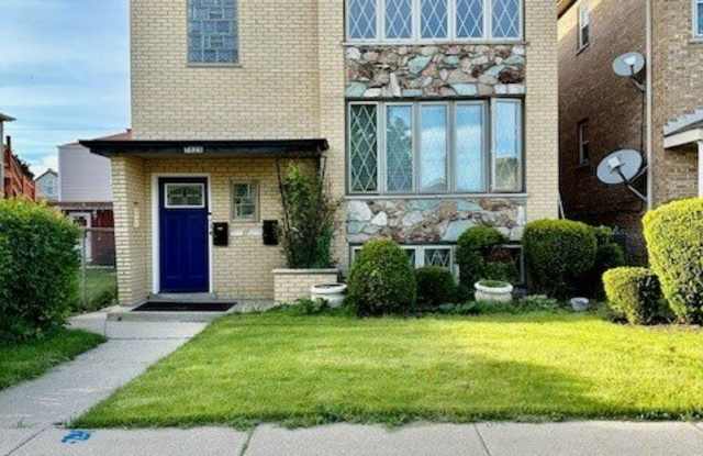 5626 W 64th Street - Chicago, IL apartments for rent