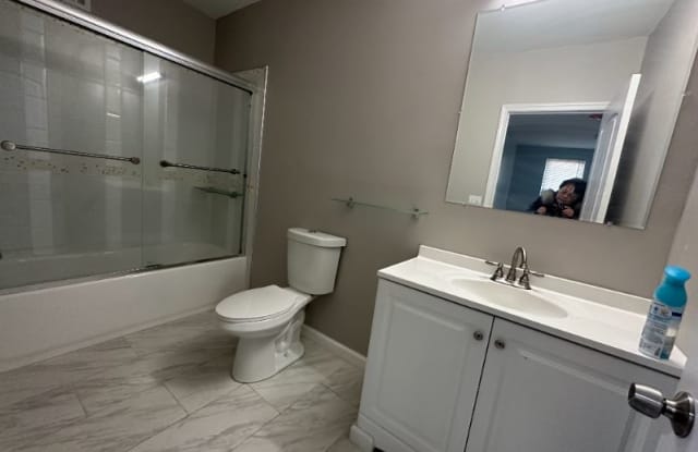 2725 Reed - Philadelphia, PA apartments for rent