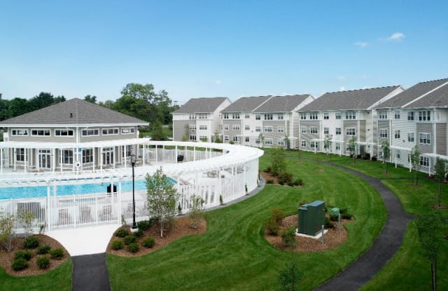 355 Chestnut Farm Way - Raynham Center, MA apartments for rent