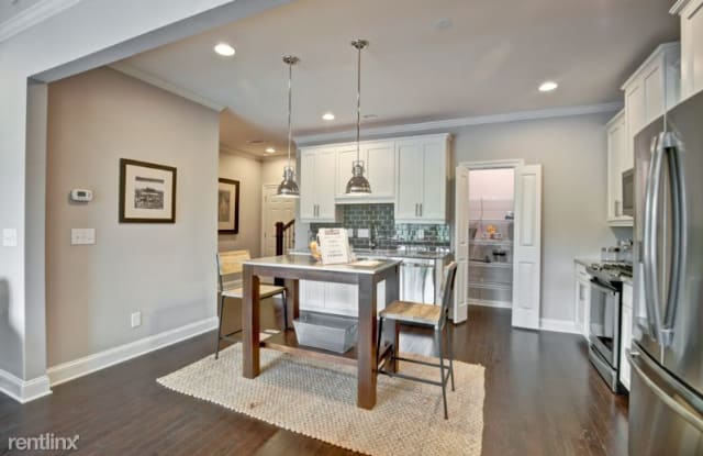 914 Westmoreland Circle - Atlanta, GA apartments for rent