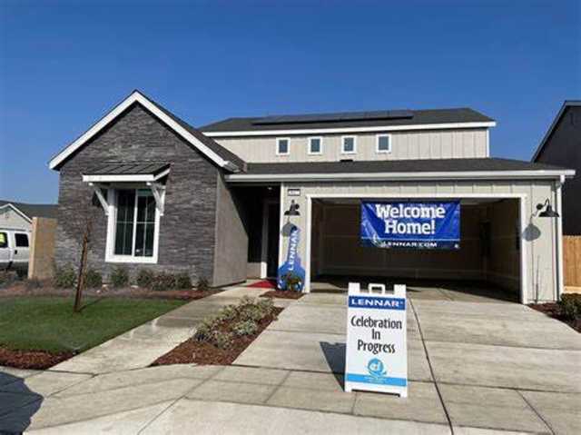 BRAND NEW Next-Gen 4 bed 3.5 bath Lennar with In-Law Suite - Fresno, CA ...