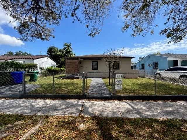 1461 NW 33rd Ave - Miami, FL apartments for rent