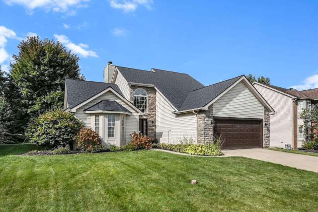 603 E Castlebury Circle - Saline, MI apartments for rent