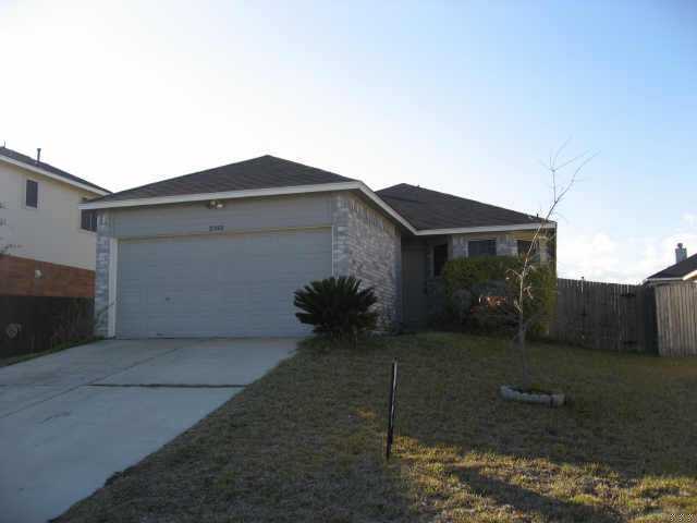 FANTASTIC 3 BEDROOM / 2 BATH HOME - RIDGE AT STEEDS CROSSING ...