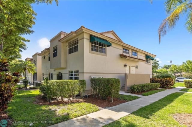 6652 Via Regina - Palm Beach County, FL apartments for rent