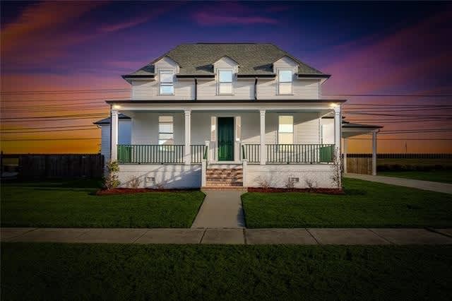 4060 HAMLET Place - Chalmette, LA apartments for rent