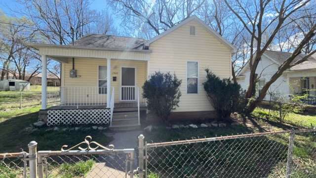 Easy Access 3 bedroom available! - Springfield, MO apartments for rent