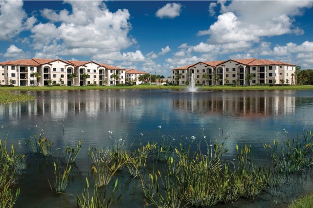 Solle Davie Luxury Apartments - Davie, FL apartments for rent