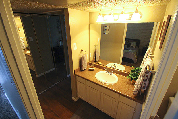 Harvard Square Apartments - Apartments for rent
