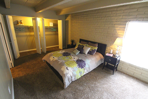 Harvard Square Apartments - Apartments for rent