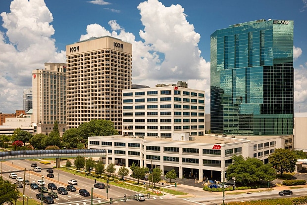 Icon Norfolk Apartments - Apartments for rent